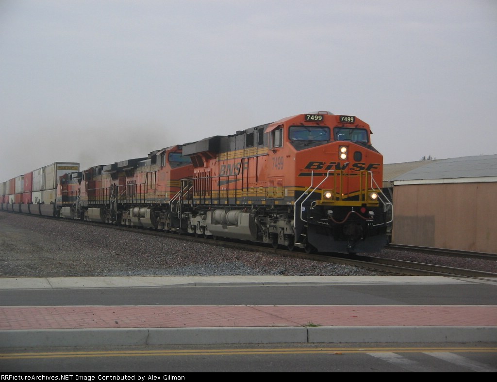 BNSF 7499 West